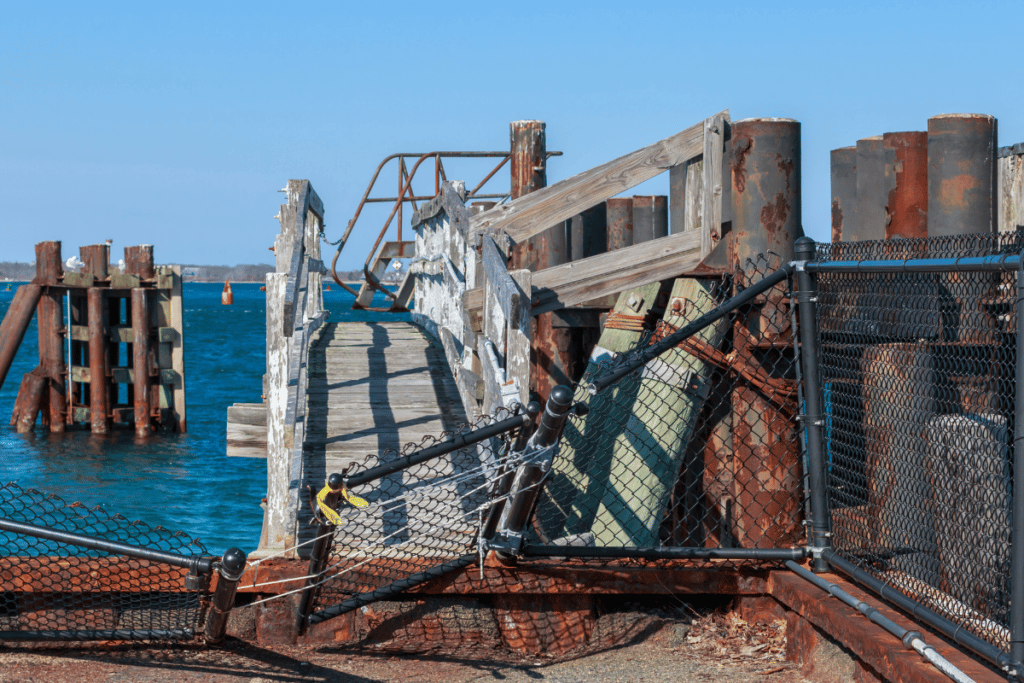 Dock and Pier Accidents | Maritime Injury Guide